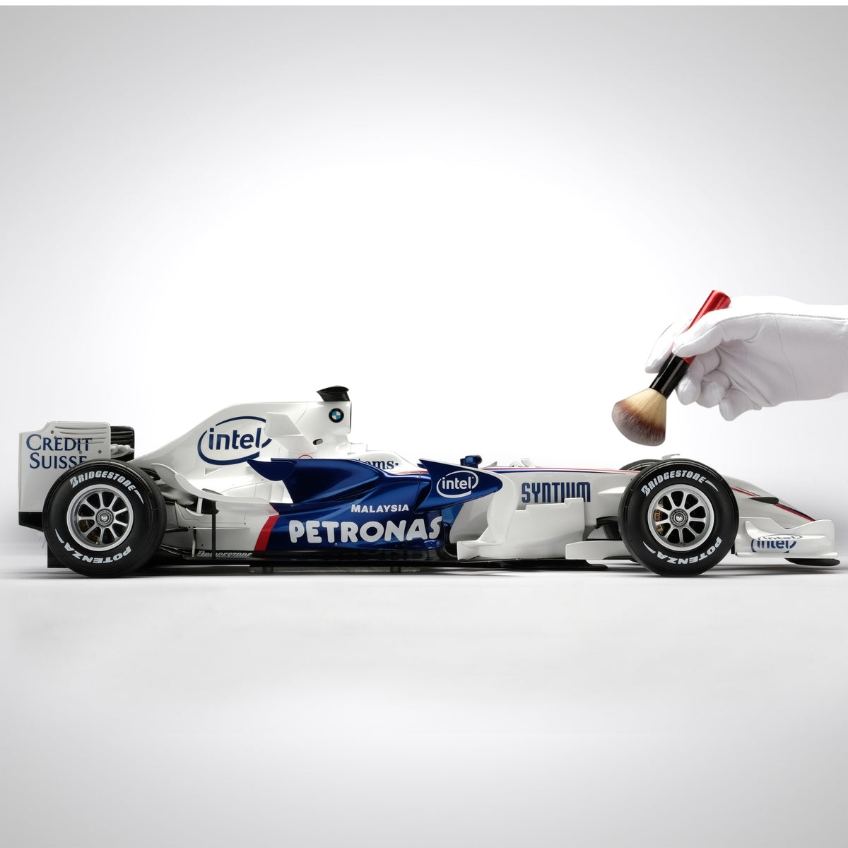 Official F1® Models | Formula 1® Scale Models | F1 Authentics