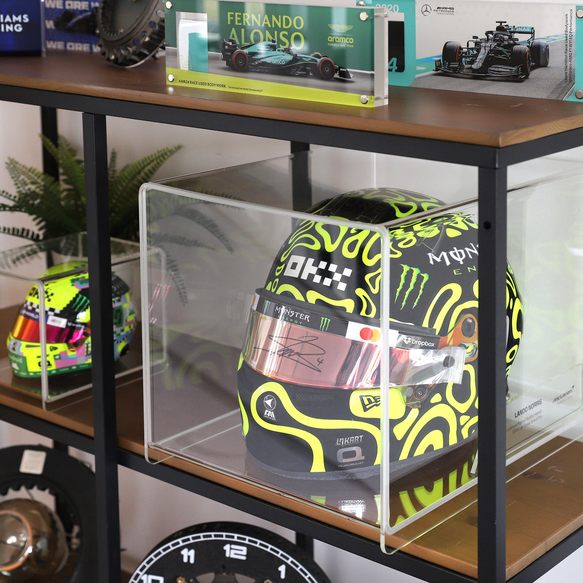 Standard Full-Size Helmet Display Case | F1® Authentics – F1 Authentics