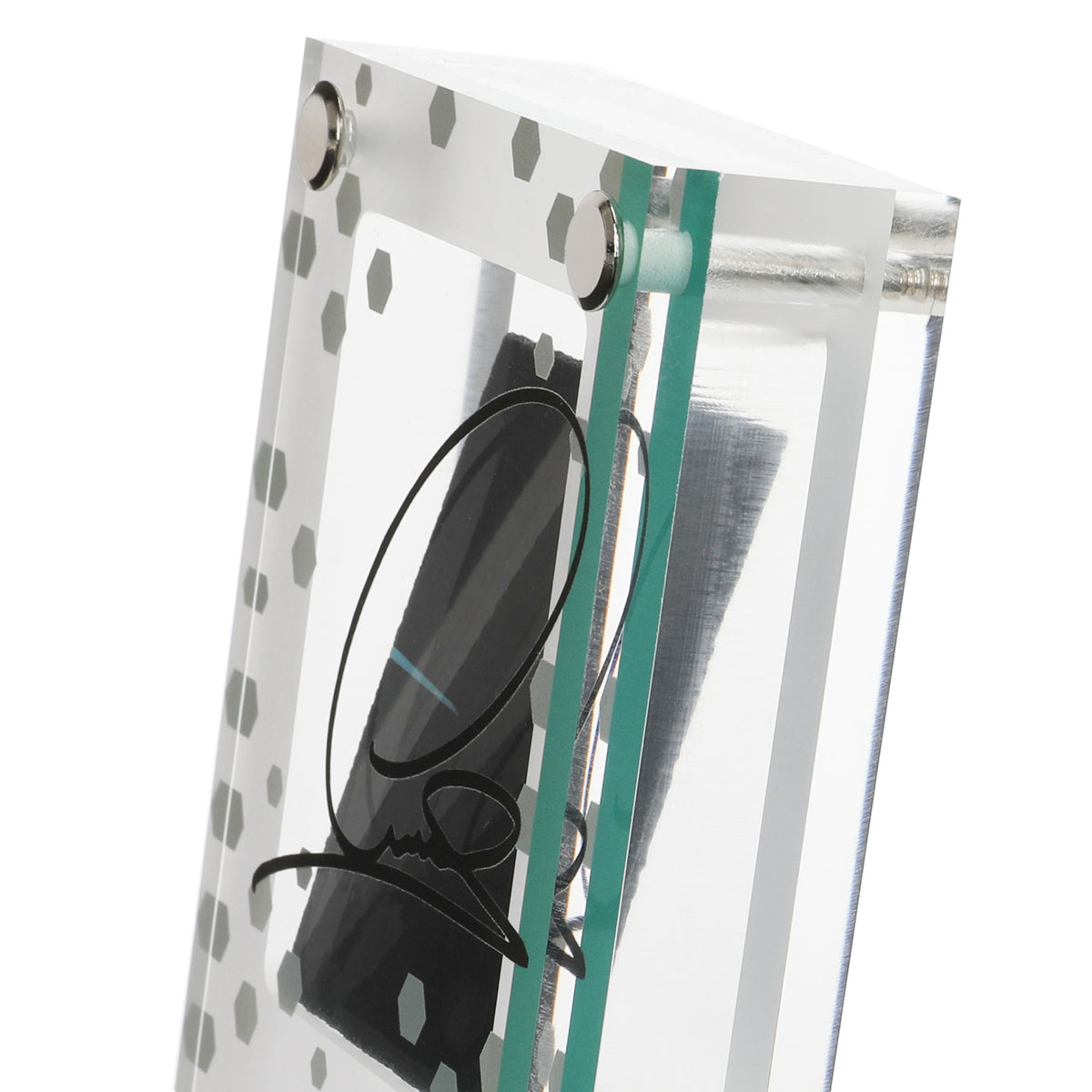 Hamilton 2018 W09 Bodywork in Acrylic Display Piece | F1 Authentics