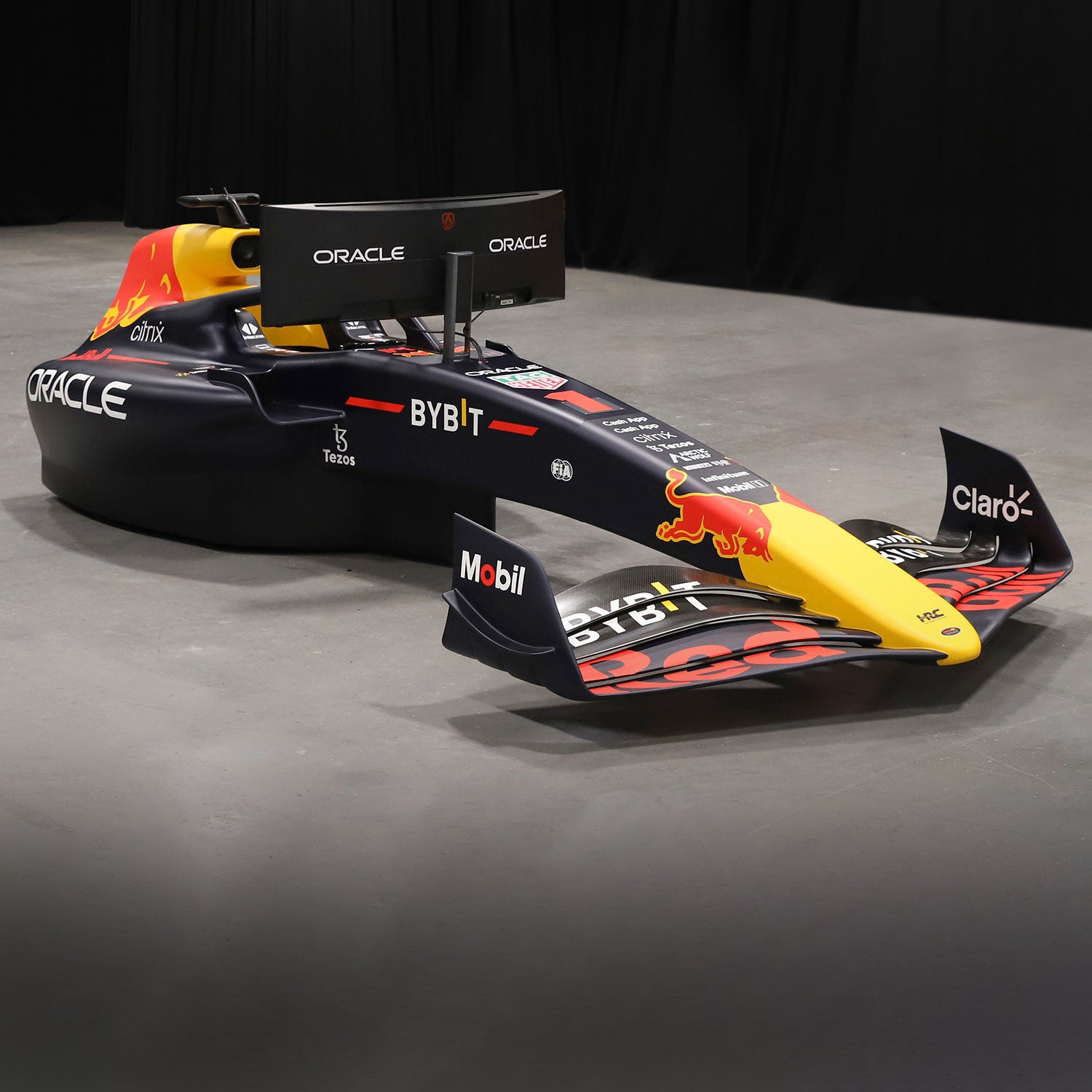 Official F1® Simulator | F1® Racing Simulator | F1 Authentics