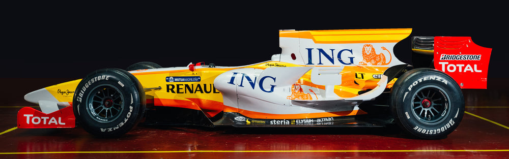 2009 Renault R29 Official F1® Show Car | F1 Authentics