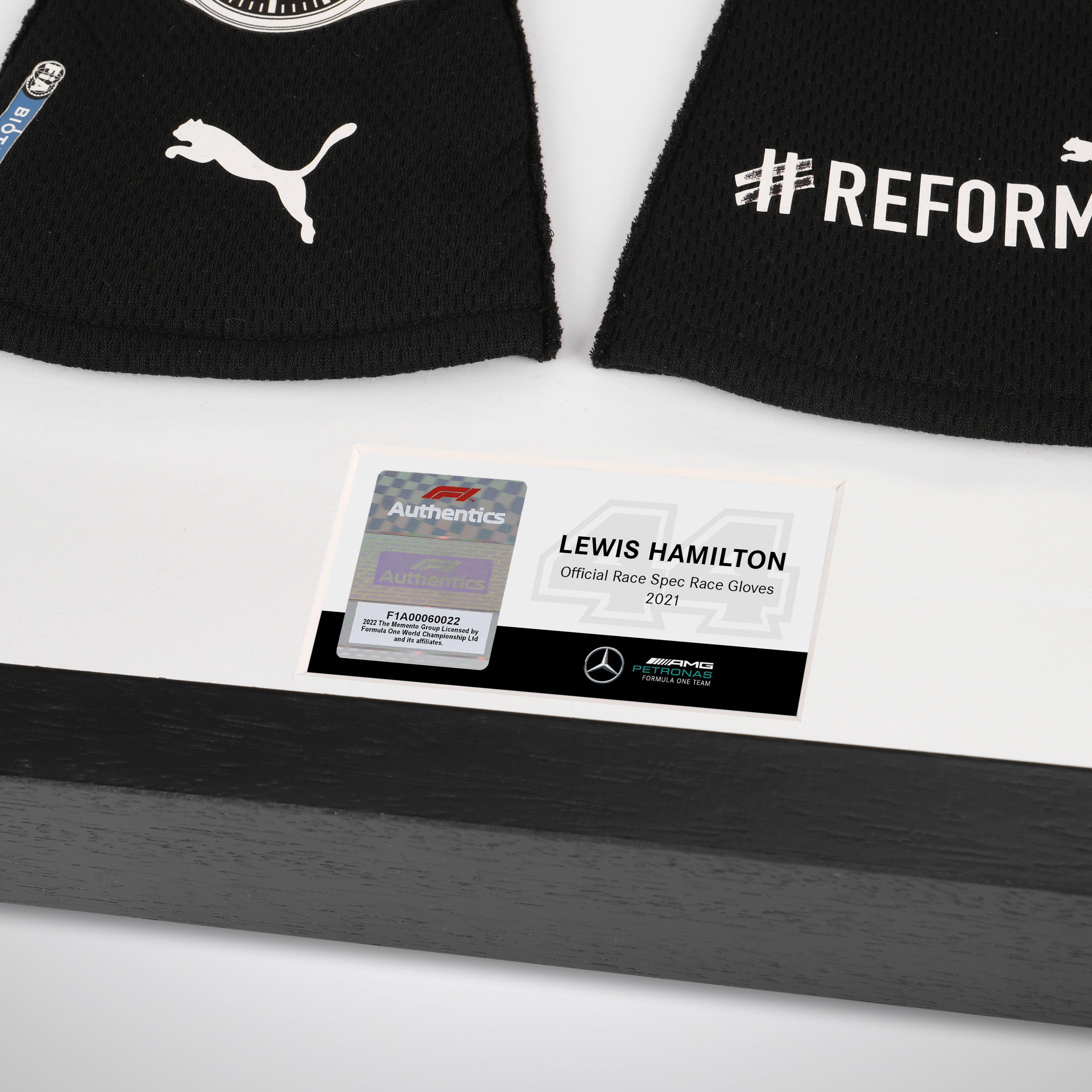 Official F1® Racing Gloves | Replica F1® Driving Gloves | F1 Authentics