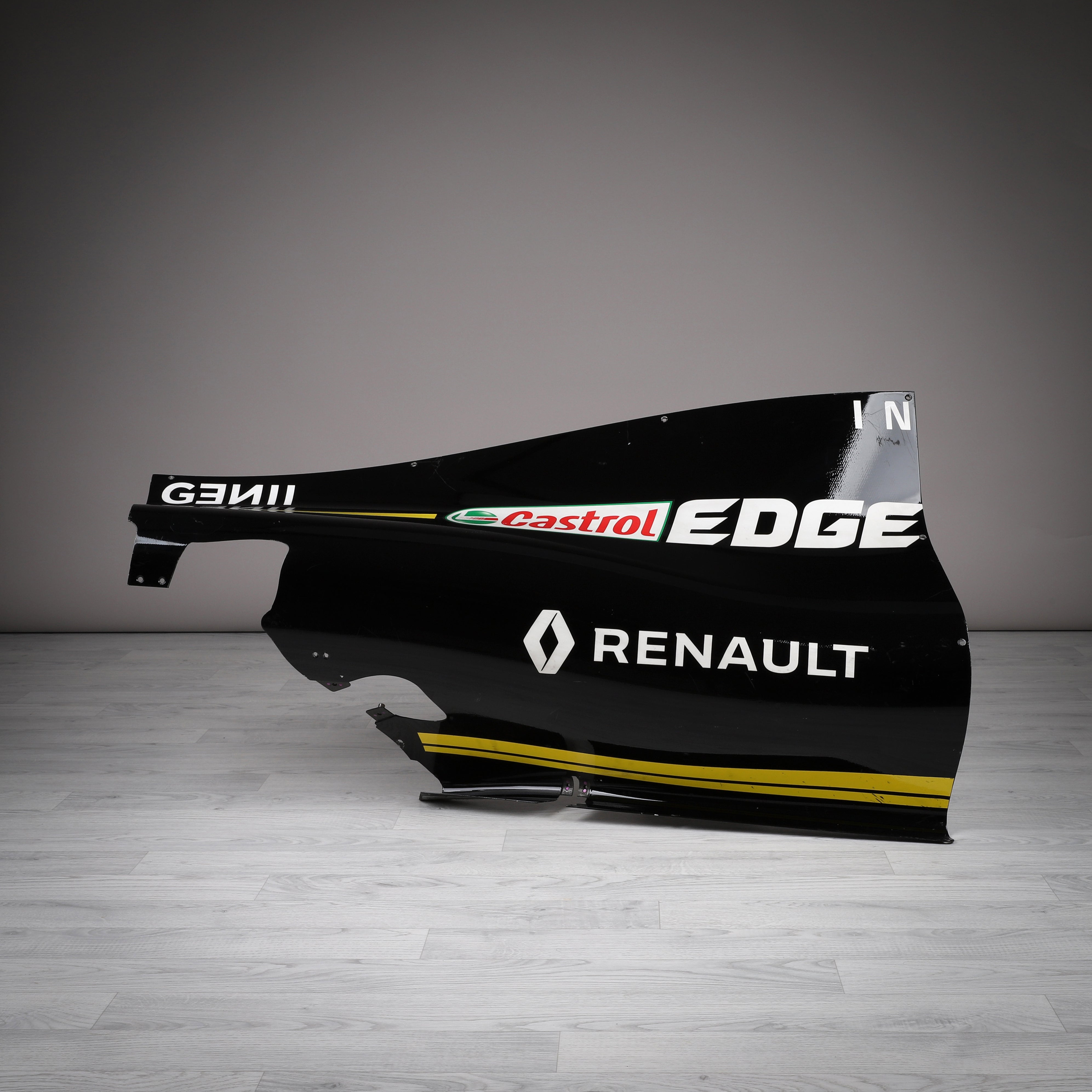 Official F1® Car Parts | F1® Memorabilia Race Car Parts for Sale| F1 ...