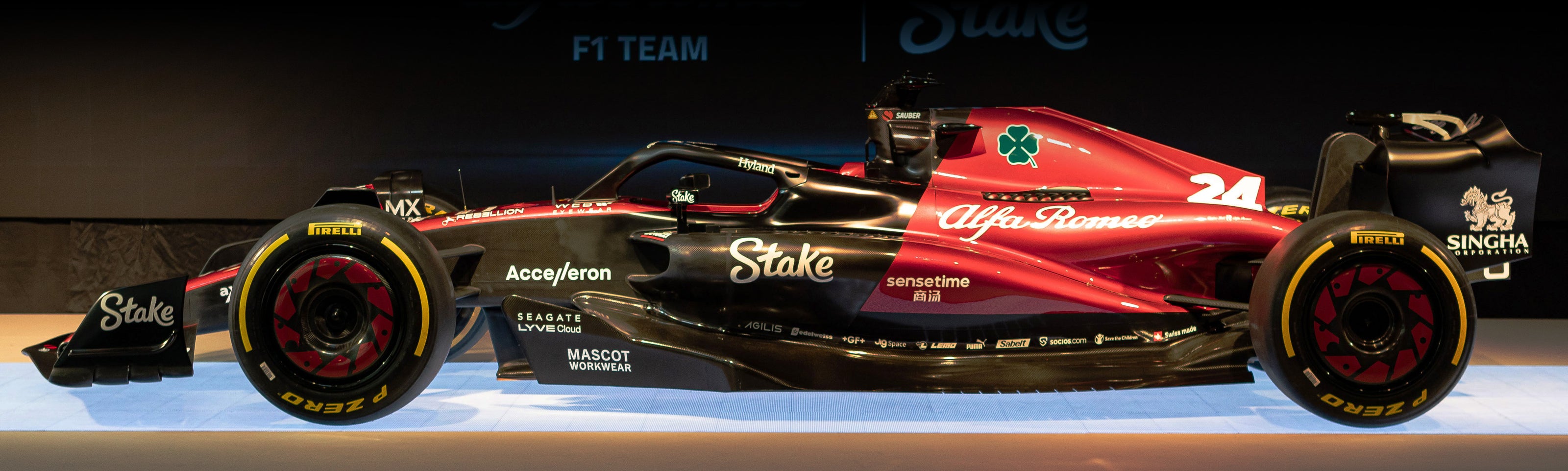 Alfa Romeo F1 Team 2023 C43 Show Car | F1 Authentics