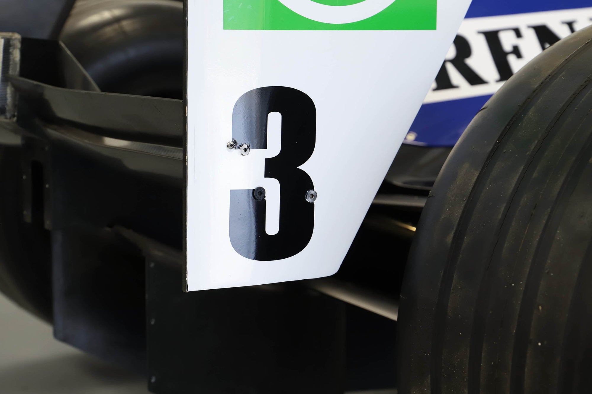 Official 1997 Williams FW19 Jacques Villeneuve F1® Show Car