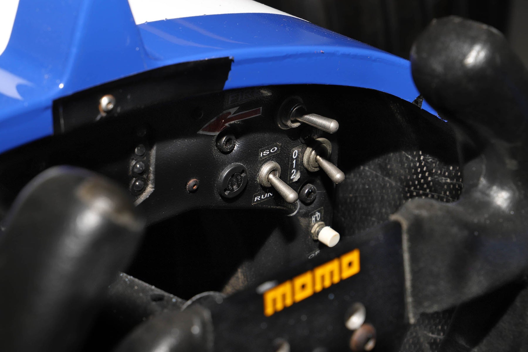 1997 Williams FW19 Jacques Villeneuve Championship Winning Official Sh